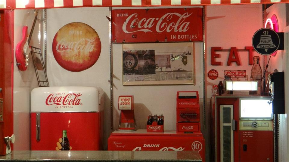 Route 66 Motorheads Bar, Grill & Museum | Springfield, Illinois | Visit ...