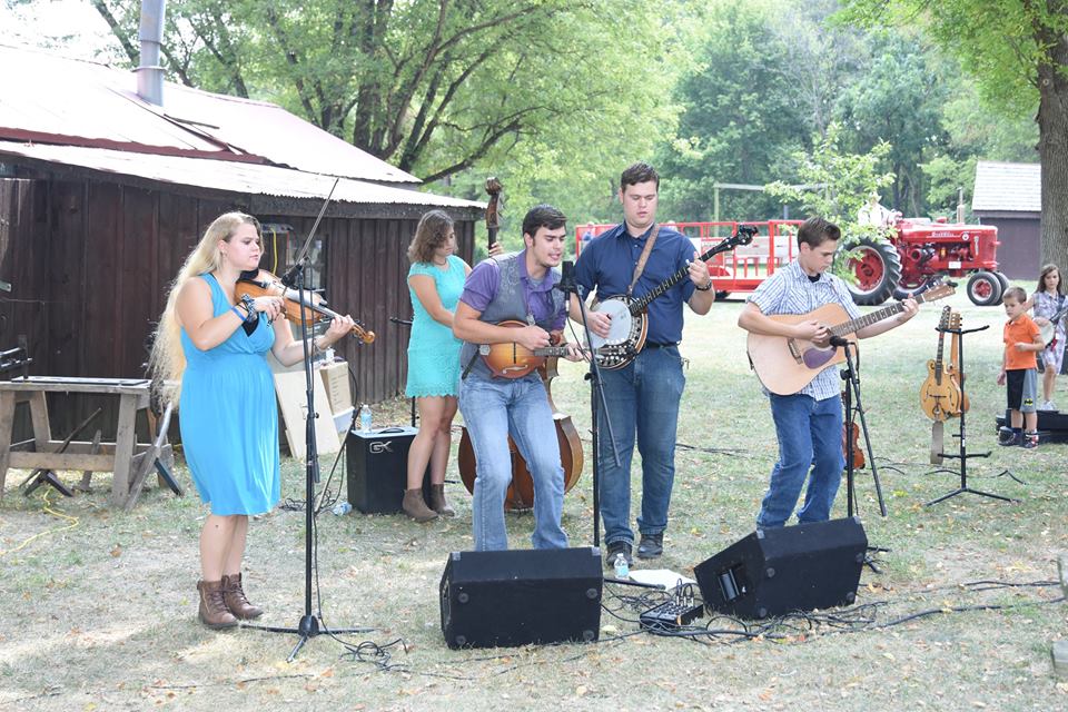Clayville Fall Festival | Springfield, Illinois | Visit Springfield